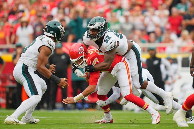 Eagles Edge Rusher Za'Darius Smith Abruptly Retires - Philadelphia Sports News Today: Rumors ...